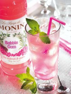 MONIN Bubble Gum Premium Syrup 700ml